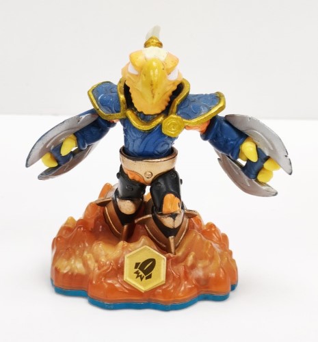 Skylanders Swap Force: Free Ranger Top With Blast Zone Base Activision ...